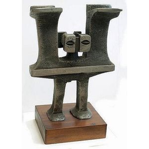 Bill Hawthorn. 1938-. Australia - Prices of Art at Auction